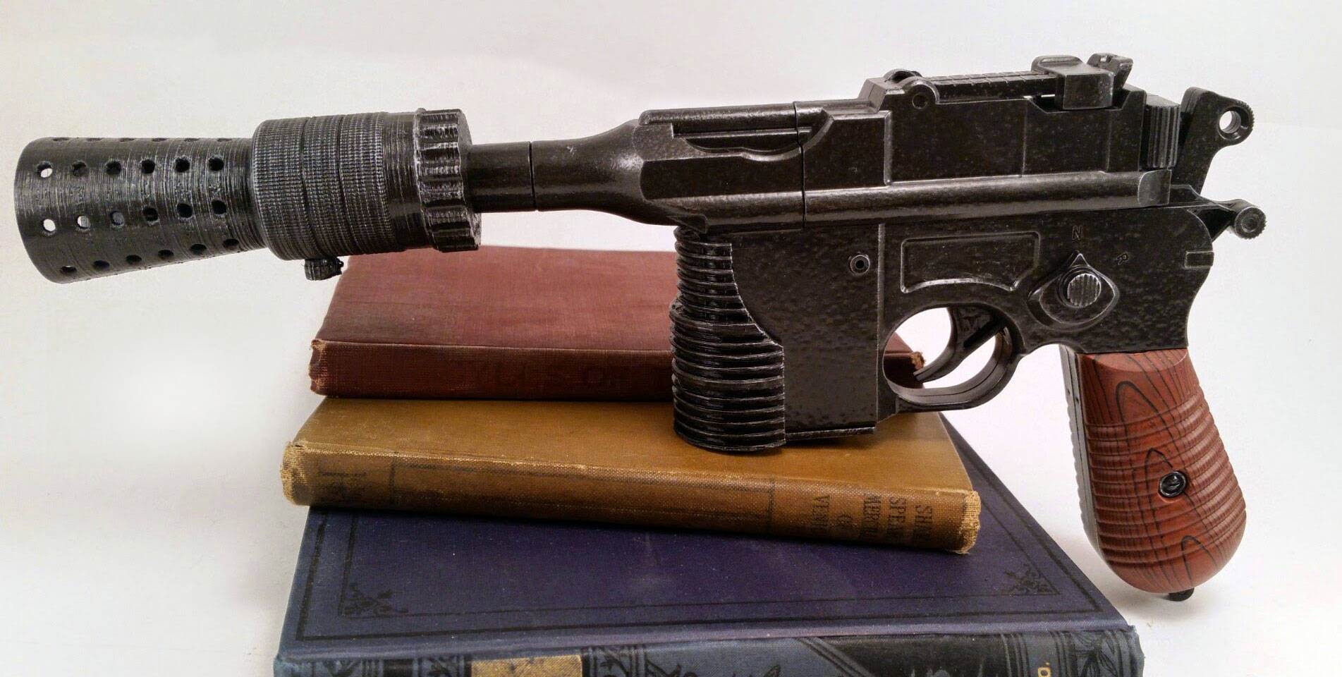 Airsoft – Han Solo’s DL-44 heavy blaster pistol prop – made to order