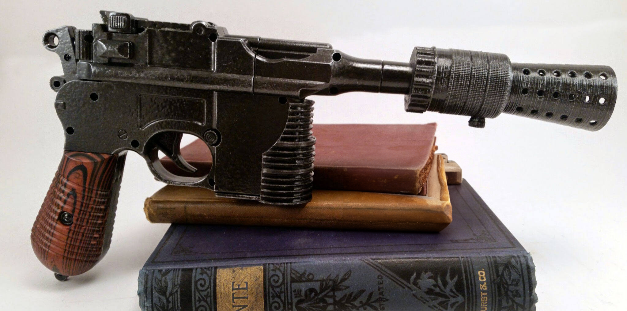 Airsoft – Han Solo’s DL-44 heavy blaster pistol prop – made to order